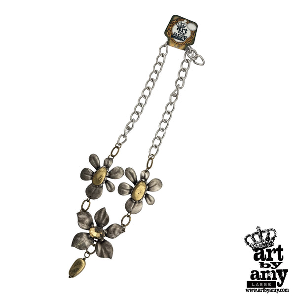 Boom Pow Flower - Art by Amy Labbe